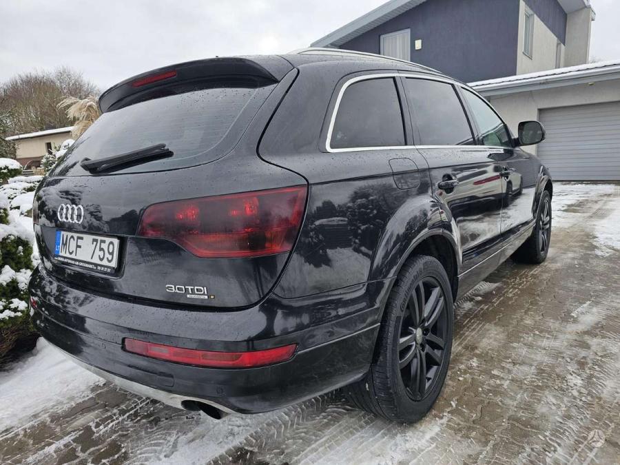 Melns Audi Q7 2006 Kauņa, ar dzinēja tilpumu 3.00 L un nobraukumu 278 tūkst. km par 5850 €, foto 19 vietnē AUTOMOTO.COM.LV