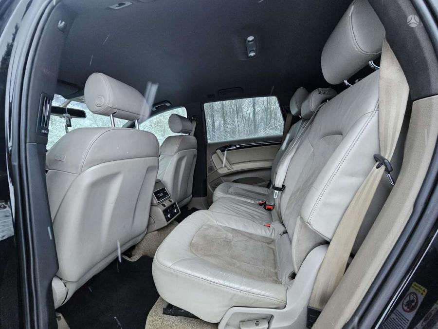 Melns Audi Q7 2006 Kauņa, ar dzinēja tilpumu 3.00 L un nobraukumu 278 tūkst. km par 5850 €, foto 31 vietnē AUTOMOTO.COM.LV