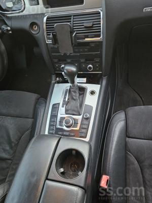 Melns Audi Q7 2006 Bauska, ar dzinēja tilpumu 3.00 L un nobraukumu 330 tūkst. km par 6000 €, foto 8 vietnē AUTOMOTO.COM.LV