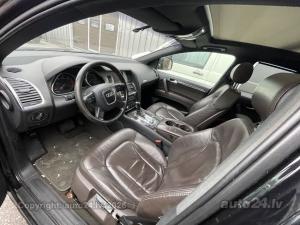 Melns Audi Q7 2006 Tartu, ar dzinēja tilpumu 3.00 L un nobraukumu 410 tūkst. km par 3999 €, foto 7 vietnē AUTOMOTO.COM.LV