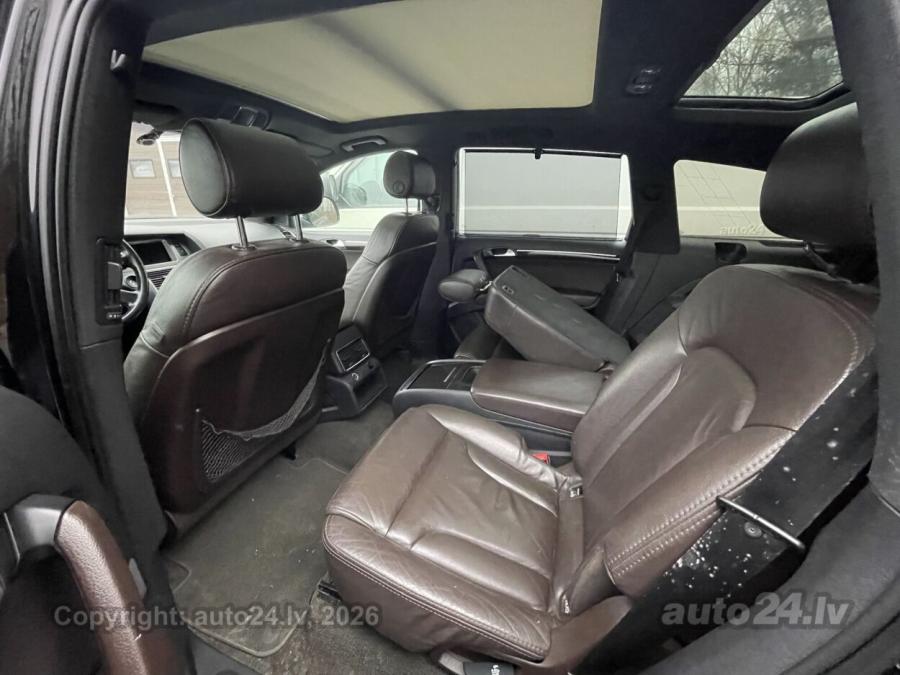Melns Audi Q7 2006 Tartu, ar dzinēja tilpumu 3.00 L un nobraukumu 410 tūkst. km par 3999 €, foto 10 vietnē AUTOMOTO.COM.LV