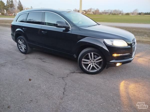 Black Audi Q7 2006 in Vilkaviskis, with an engine capacity of 3.00 L and mileage of 284 thousand km for 4000 €, photo 3 on AUTOMOTO.COM.LV
