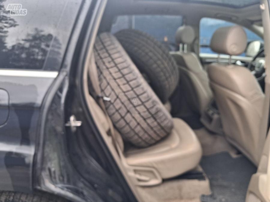 Melns Audi Q7 2006 Šauļi, ar dzinēja tilpumu 3.00 L un nobraukumu 547 tūkst. km par 2400 €, foto 9 vietnē AUTOMOTO.COM.LV