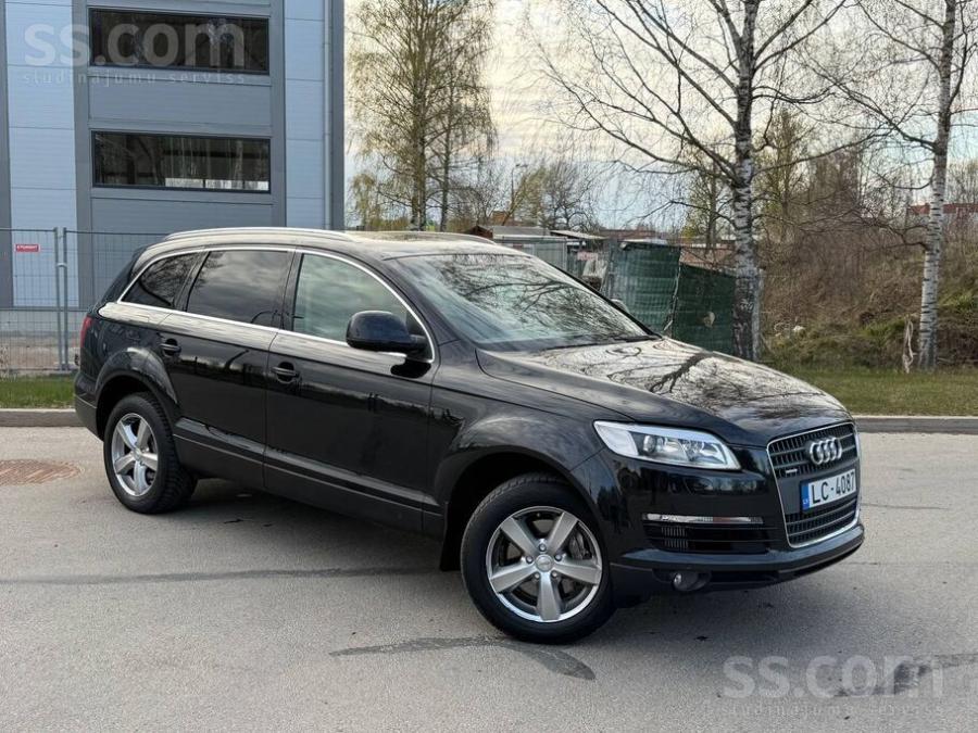 Черный Ауди Ку 7 2006 в Рига, объемом двигателя 3.00 л и пробегом 0 тыс. км за 5750 €, фото 6 на AUTOMOTO.COM.LV