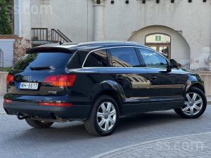 Black Audi Q7 2006 in Jelgava, with an engine capacity of 3.00 L and mileage of 332 thousand km for 5190 €, photo 4 on AUTOMOTO.COM.LV