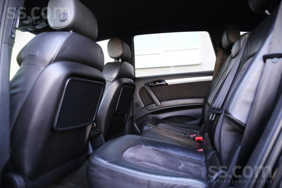 Черный Ауди Ку 7 2006 в Рига, объемом двигателя 3.00 л и пробегом 335 тыс. км за 4995 €, фото 15 на AUTOMOTO.COM.LV