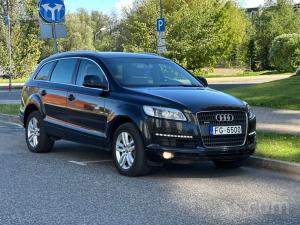 Черный Ауди Ку 7 2006 в Рига, объемом двигателя 3.00 л и пробегом 347 тыс. км за 2990 €, фото  на AUTOMOTO.COM.LV