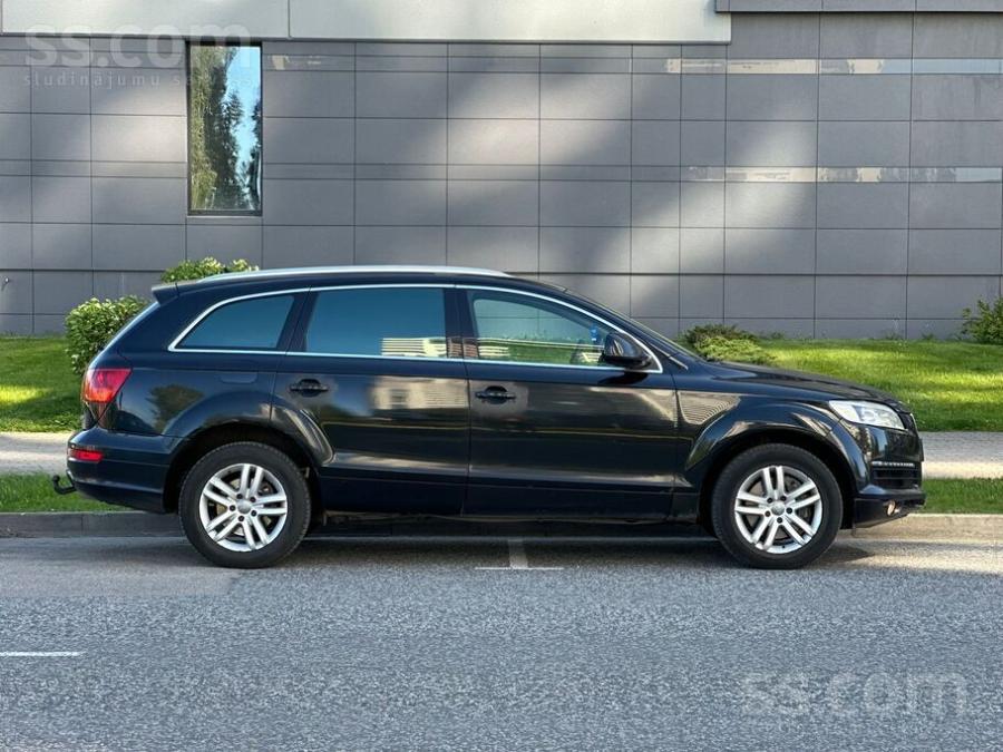 Melns Audi Q7 2006 Rīga, ar dzinēja tilpumu 3.00 L un nobraukumu 347 tūkst. km par 2990 €, foto 3 vietnē AUTOMOTO.COM.LV