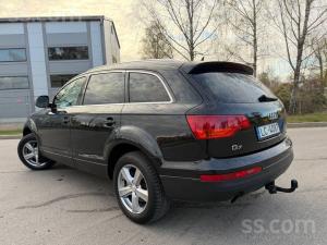 Melns Audi Q7 2006 Rīga, ar dzinēja tilpumu 3.00 L un nobraukumu 0 tūkst. km par 4650 €, foto 8 vietnē AUTOMOTO.COM.LV