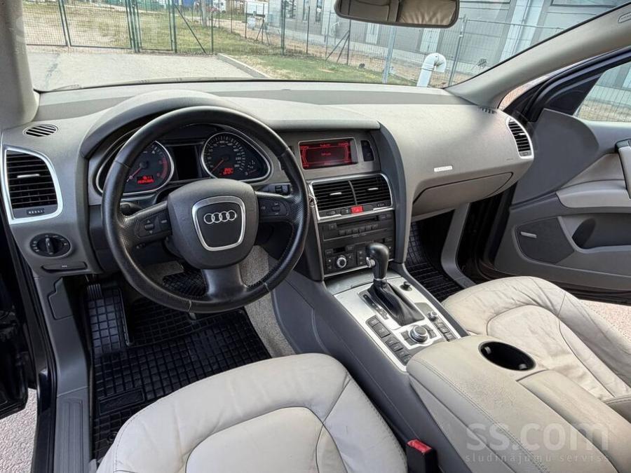 Melns Audi Q7 2006 Rīga, ar dzinēja tilpumu 3.00 L un nobraukumu 0 tūkst. km par 4650 €, foto 15 vietnē AUTOMOTO.COM.LV