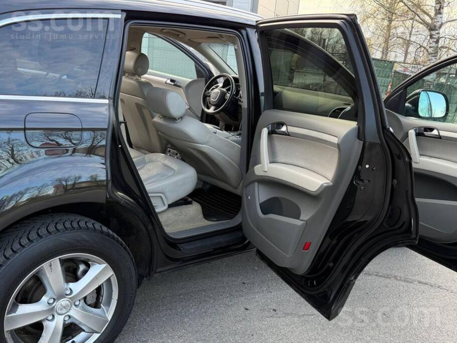 Melns Audi Q7 2006 Rīga, ar dzinēja tilpumu 3.00 L un nobraukumu 0 tūkst. km par 4650 €, foto 19 vietnē AUTOMOTO.COM.LV