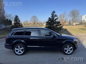 Melns Audi Q7 2006 Rīga, ar dzinēja tilpumu 3.00 L un nobraukumu 295 tūkst. km par 5390 €, foto 3 vietnē AUTOMOTO.COM.LV