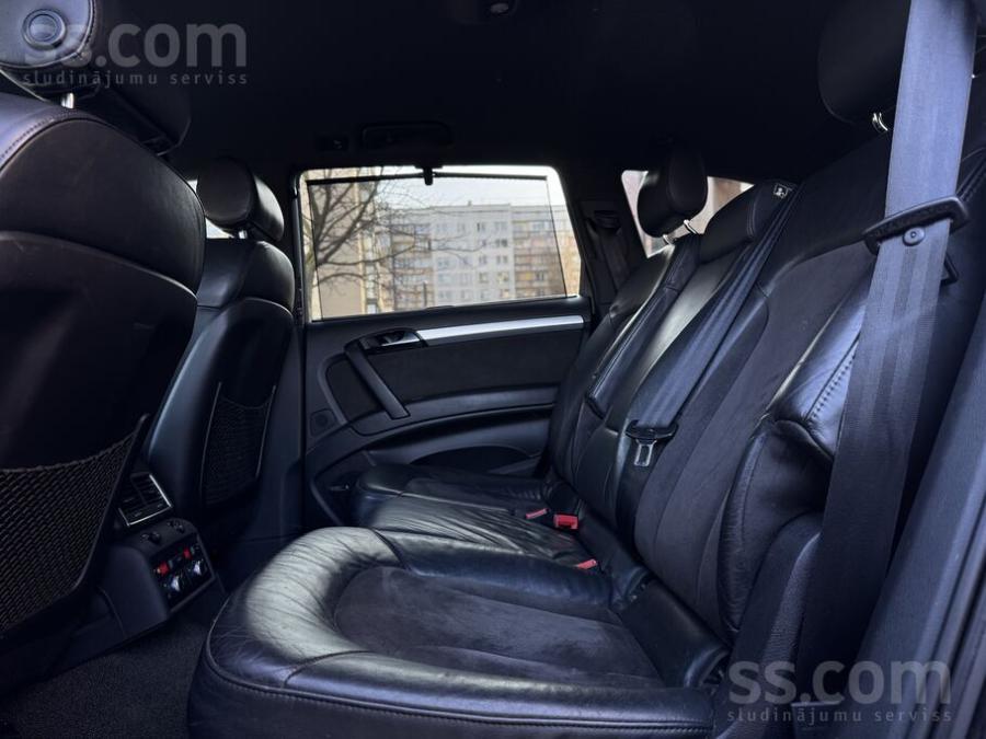Melns Audi Q7 2006 Rīga, ar dzinēja tilpumu 3.00 L un nobraukumu 295 tūkst. km par 5390 €, foto 8 vietnē AUTOMOTO.COM.LV