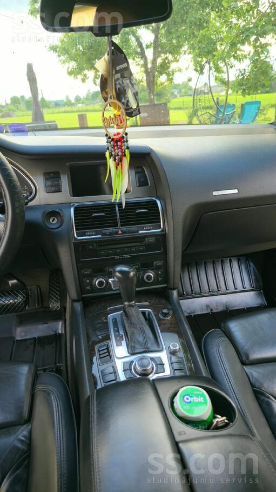 Black Audi Q7 2006 in Balvi, with an engine capacity of 3.00 L and mileage of 269 thousand km for 6777 €, photo 26 on AUTOMOTO.COM.LV