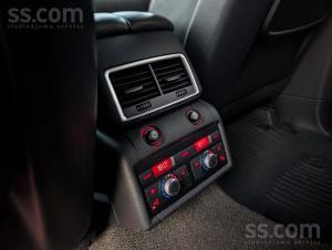 Black Audi Q7 2006 in Riga, with an engine capacity of 3.00 L and mileage of 310 thousand km for 5800 €, photo 20 on AUTOMOTO.COM.LV