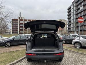 Melns Audi Q7 2006 Rīga, ar dzinēja tilpumu 3.00 L un nobraukumu 361 tūkst. km par 5990 €, foto 6 vietnē AUTOMOTO.COM.LV