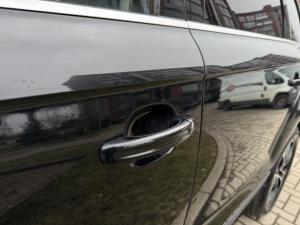 Melns Audi Q7 2006 Rīga, ar dzinēja tilpumu 3.00 L un nobraukumu 361 tūkst. km par 5990 €, foto 8 vietnē AUTOMOTO.COM.LV