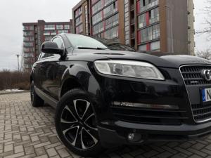 Melns Audi Q7 2006 Rīga, ar dzinēja tilpumu 3.00 L un nobraukumu 361 tūkst. km par 5990 €, foto 14 vietnē AUTOMOTO.COM.LV