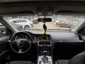 Melns Audi Q7 2006 Rīga, ar dzinēja tilpumu 3.00 L un nobraukumu 361 tūkst. km par 5990 €, foto 26 vietnē AUTOMOTO.COM.LV