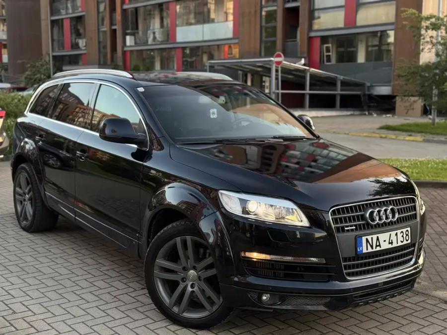 Black Audi Q7 2006 in Riga, with an engine capacity of 3.00 L and mileage of 316 thousand km for 5990 €, photo 1 on AUTOMOTO.COM.LV