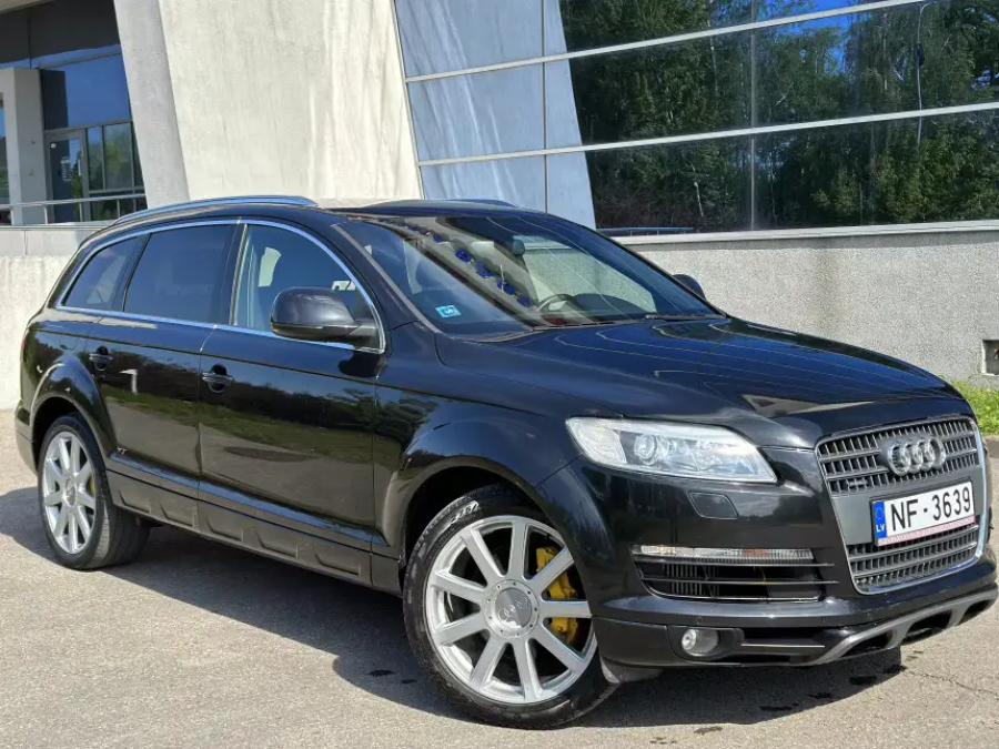 Black Audi Q7 2006 in Riga, with an engine capacity of 3.00 L and mileage of 272 thousand km for 7390 €, photo 1 on AUTOMOTO.COM.LV