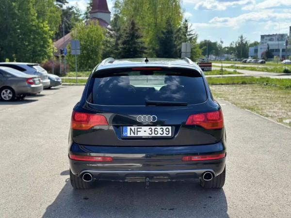 Черный Ауди Ку 7 2006 в Рига, объемом двигателя 3.00 л и пробегом 272 тыс. км за 7390 €, фото 4 на AUTOMOTO.COM.LV