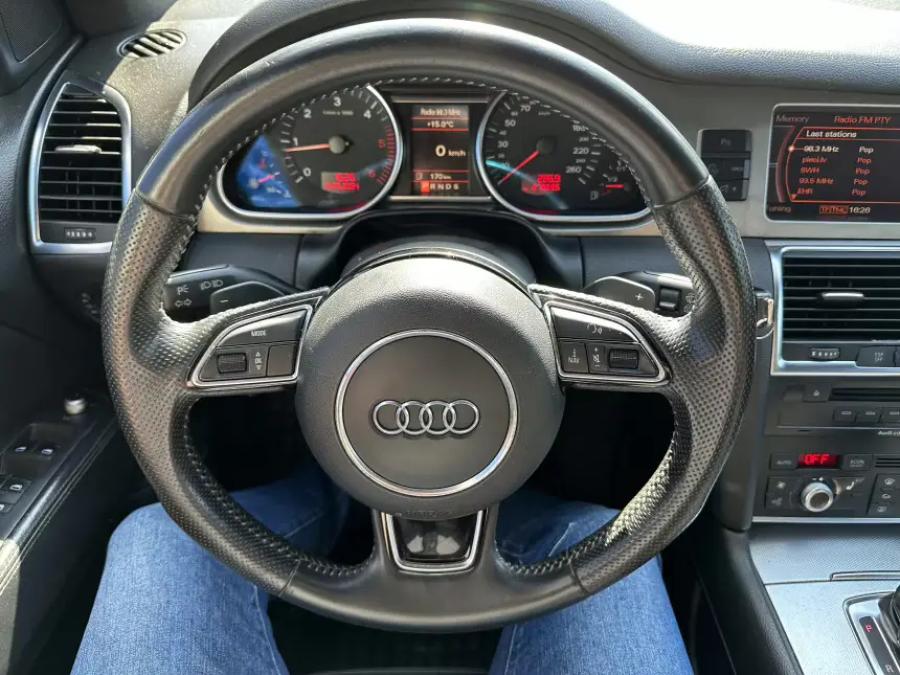 Black Audi Q7 2006 in Riga, with an engine capacity of 3.00 L and mileage of 272 thousand km for 7390 €, photo 34 on AUTOMOTO.COM.LV