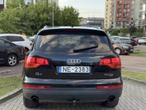 Black Audi Q7 2006 in Riga, with an engine capacity of 3.00 L and mileage of 406 thousand km for 5490 €, photo 5 on AUTOMOTO.COM.LV