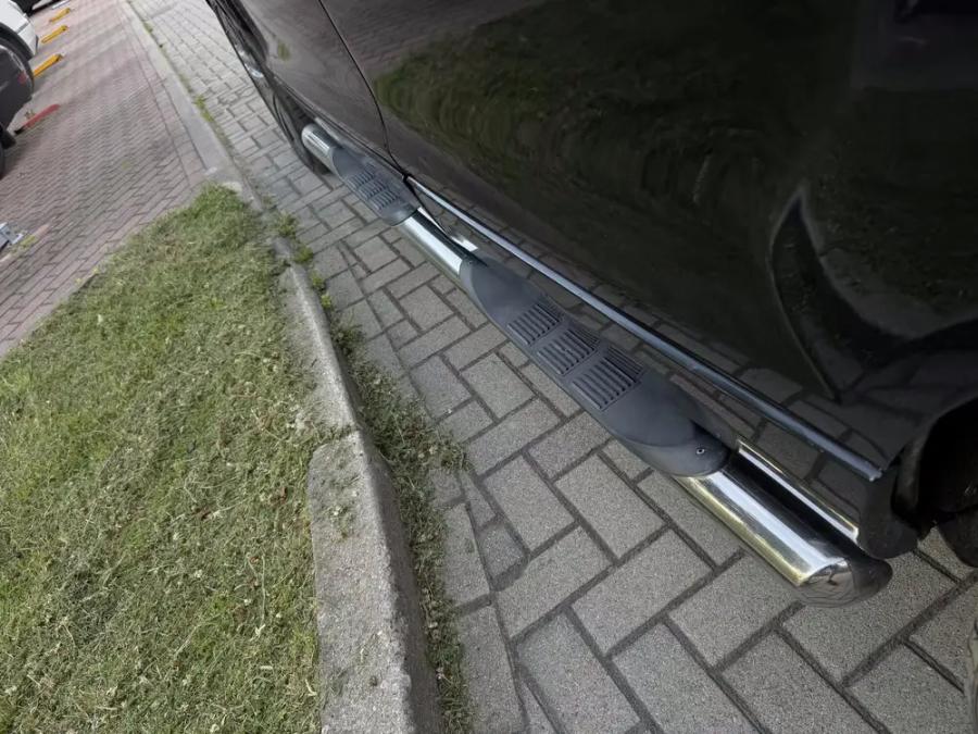Black Audi Q7 2006 in Riga, with an engine capacity of 3.00 L and mileage of 406 thousand km for 5490 €, photo 10 on AUTOMOTO.COM.LV