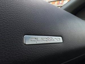 Black Audi Q7 2006 in Riga, with an engine capacity of 3.00 L and mileage of 406 thousand km for 5490 €, photo 21 on AUTOMOTO.COM.LV