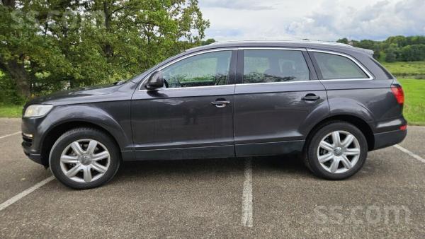 Melns Audi Q7 2006 Kuldīga, ar dzinēja tilpumu 3.00 L un nobraukumu 311 tūkst. km par 4200 €, foto 4 vietnē AUTOMOTO.COM.LV