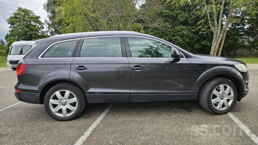 Melns Audi Q7 2006 Kuldīga, ar dzinēja tilpumu 3.00 L un nobraukumu 311 tūkst. km par 4200 €, foto 7 vietnē AUTOMOTO.COM.LV