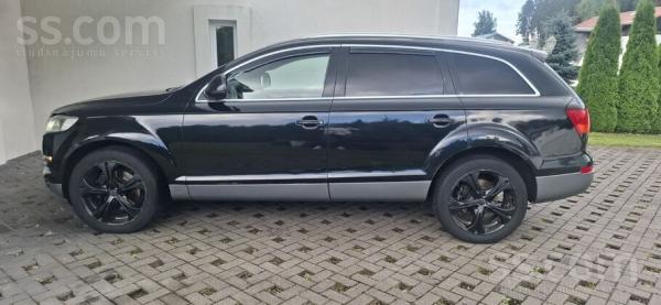 Melns Audi Q7 2006 Rīga, ar dzinēja tilpumu 3.00 L un nobraukumu 253 tūkst. km par 5500 €, foto 1 vietnē AUTOMOTO.COM.LV