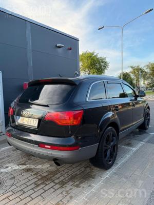 Black Audi Q7 2006 in Riga, with an engine capacity of 3.00 L and mileage of 253 thousand km for 5500 €, photo 9 on AUTOMOTO.COM.LV