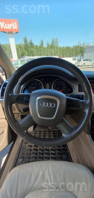 Black Audi Q7 2006 in Riga, with an engine capacity of 3.00 L and mileage of 313 thousand km for 6900 €, photo 18 on AUTOMOTO.COM.LV