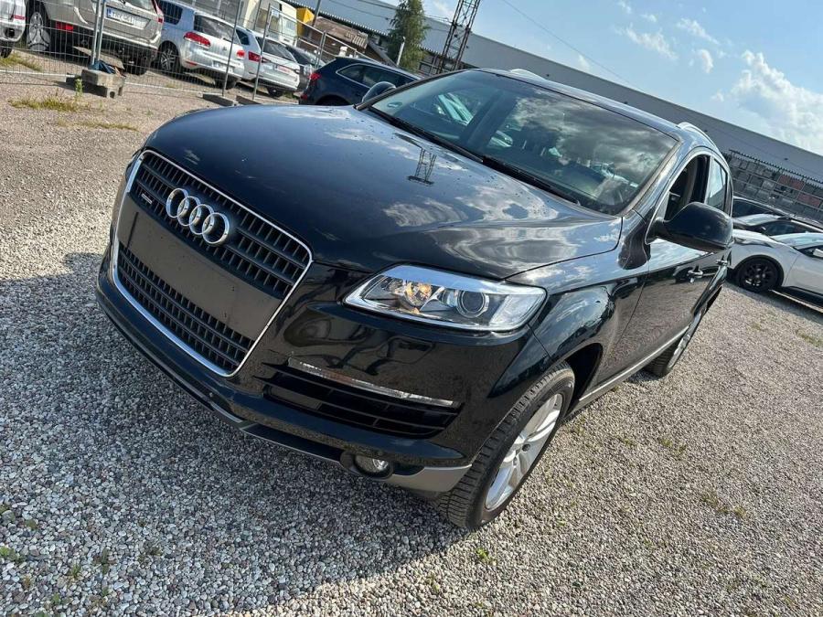 Black Audi Q7 2006 in Kaunas, with an engine capacity of 2.97 L and mileage of 358 thousand km for 4750 €, photo 11 on AUTOMOTO.COM.LV