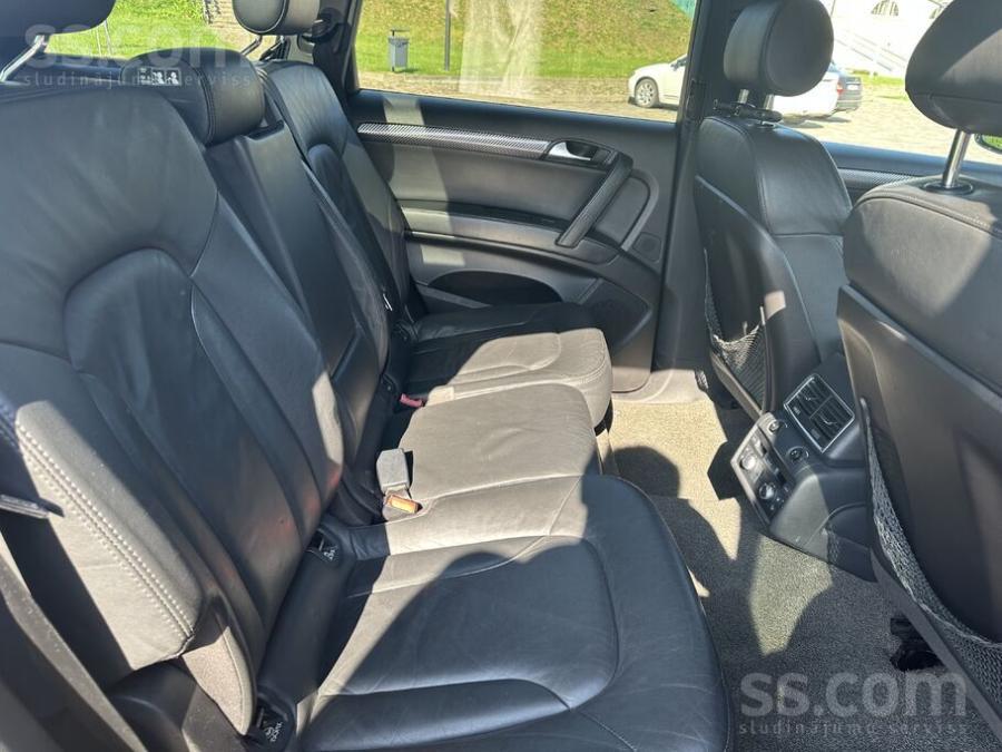 Melns Audi Q7 2006 Daugavpils, ar dzinēja tilpumu 3.00 L un nobraukumu 299 tūkst. km par 6500 €, foto 10 vietnē AUTOMOTO.COM.LV