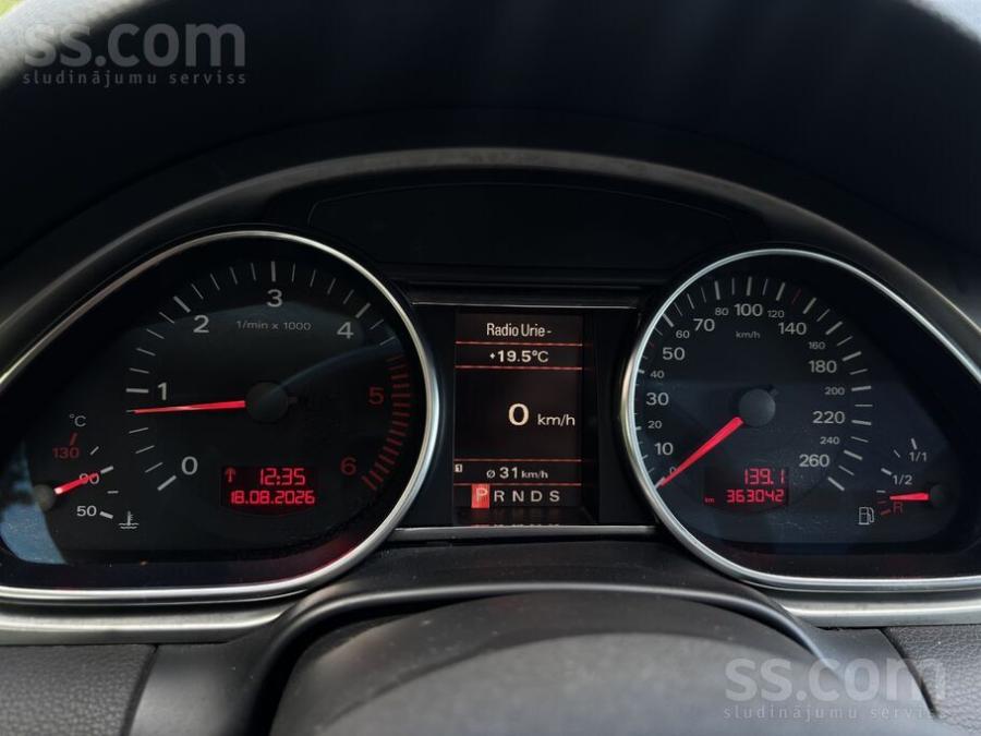 Melns Audi Q7 2006 Kuldīga, ar dzinēja tilpumu 3.00 L un nobraukumu 363 tūkst. km par 5150 €, foto 13 vietnē AUTOMOTO.COM.LV