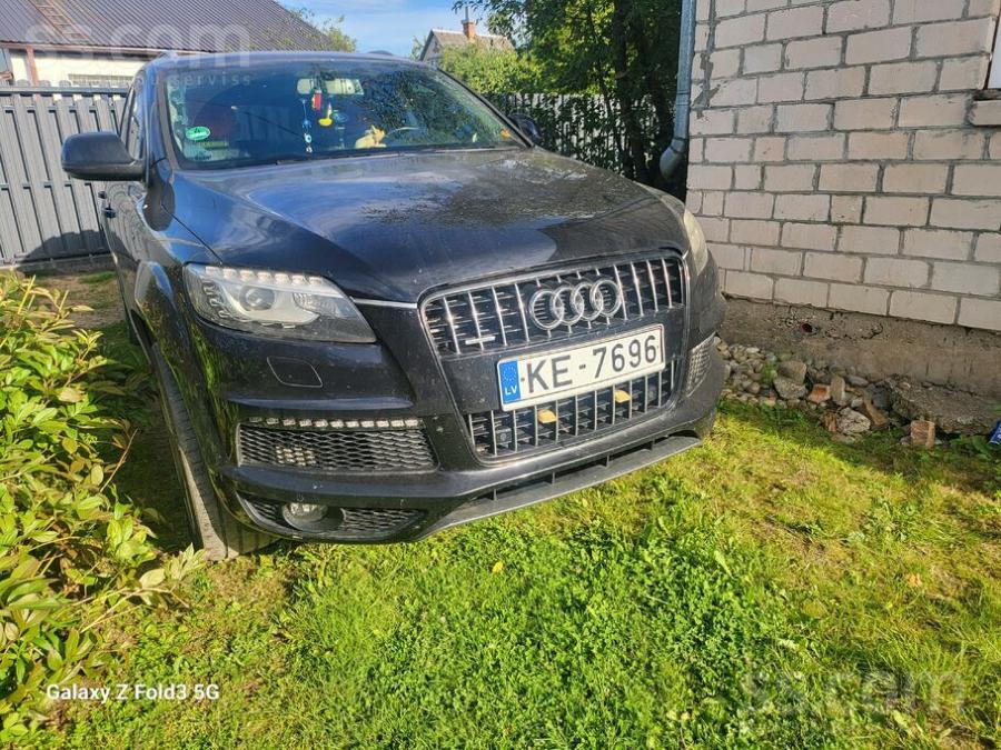 Melns Audi Q7 2006 Daugavpils, ar dzinēja tilpumu 3.00 L un nobraukumu 304 tūkst. km par 7200 €, foto 3 vietnē AUTOMOTO.COM.LV