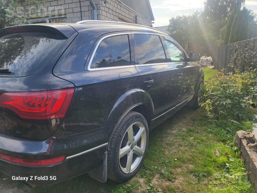 Melns Audi Q7 2006 Daugavpils, ar dzinēja tilpumu 3.00 L un nobraukumu 304 tūkst. km par 7200 €, foto 8 vietnē AUTOMOTO.COM.LV