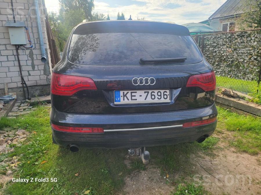Melns Audi Q7 2006 Daugavpils, ar dzinēja tilpumu 3.00 L un nobraukumu 304 tūkst. km par 7200 €, foto 9 vietnē AUTOMOTO.COM.LV