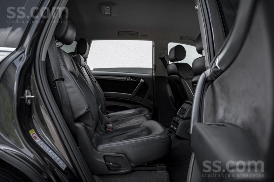 Black Audi Q7 2006 in Riga, with an engine capacity of 3.00 L and mileage of 284 thousand km for 5990 €, photo 14 on AUTOMOTO.COM.LV