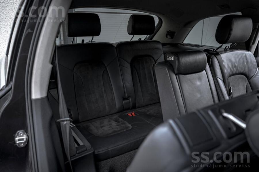 Black Audi Q7 2006 in Riga, with an engine capacity of 3.00 L and mileage of 284 thousand km for 5990 €, photo 15 on AUTOMOTO.COM.LV