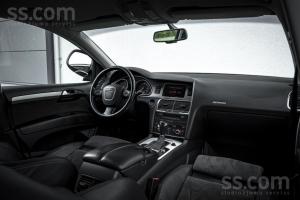 Black Audi Q7 2006 in Riga, with an engine capacity of 3.00 L and mileage of 284 thousand km for 5990 €, photo 16 on AUTOMOTO.COM.LV