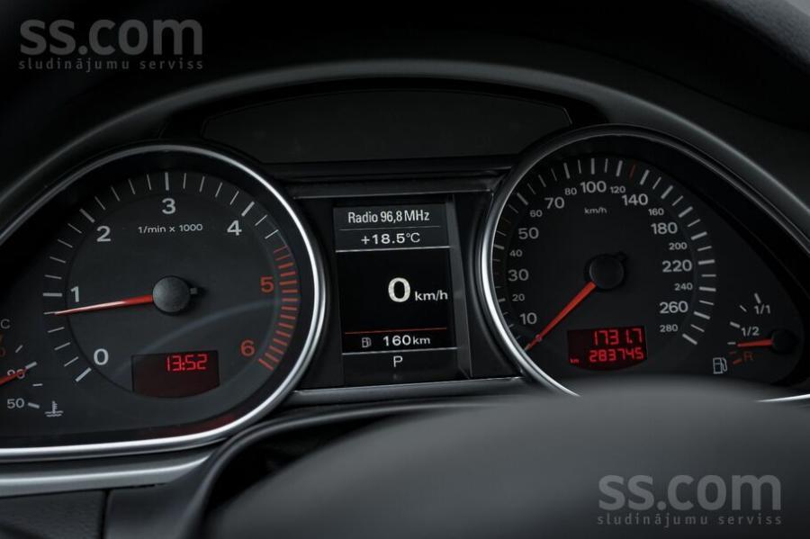 Black Audi Q7 2006 in Riga, with an engine capacity of 3.00 L and mileage of 284 thousand km for 5990 €, photo 17 on AUTOMOTO.COM.LV