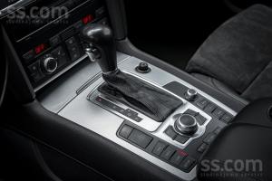 Black Audi Q7 2006 in Riga, with an engine capacity of 3.00 L and mileage of 284 thousand km for 5990 €, photo 22 on AUTOMOTO.COM.LV