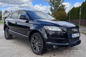 Black Audi Q7 2006 in Riga, with an engine capacity of 3.00 L and mileage of 498 thousand km for 4200 €, photo 3 on AUTOMOTO.COM.LV