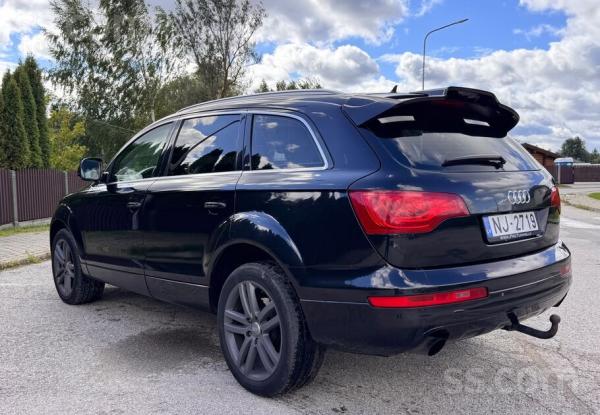 Black Audi Q7 2006 in Riga, with an engine capacity of 3.00 L and mileage of 498 thousand km for 4200 €, photo 5 on AUTOMOTO.COM.LV