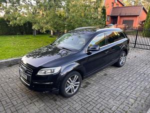 Черный Ауди Ку 7 2006 в Рига, объемом двигателя 3.00 л и пробегом 420 тыс. км за 5200 €, фото  на AUTOMOTO.COM.LV