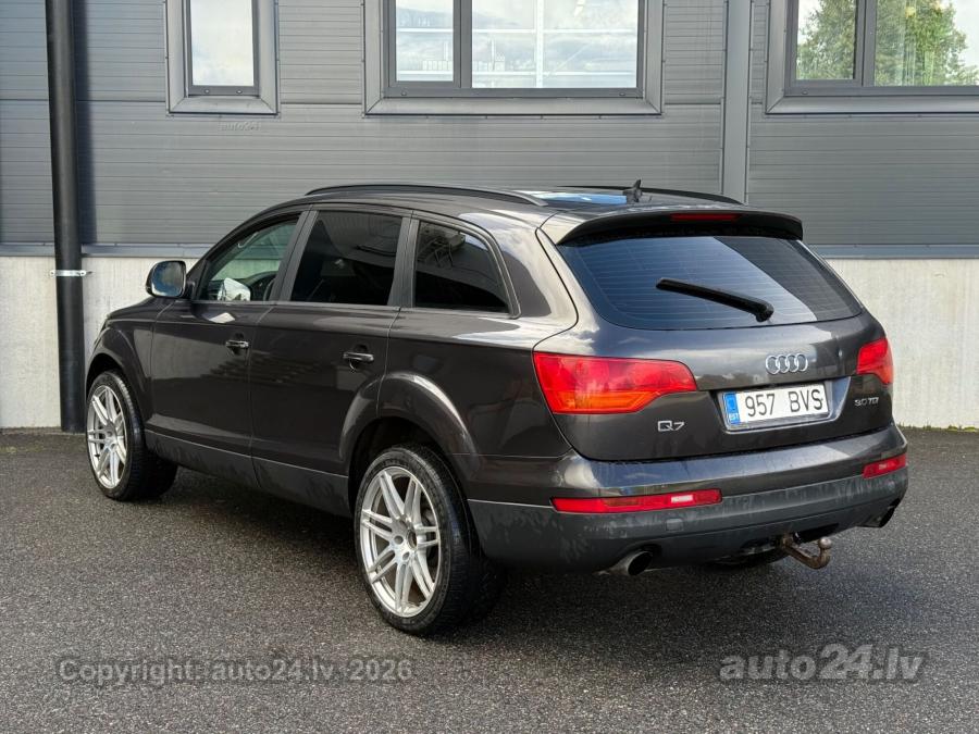 Черный Ауди Ку 7 2006 в Тарту, объемом двигателя 3.00 л и пробегом 380 тыс. км за 3300 €, фото 5 на AUTOMOTO.COM.LV